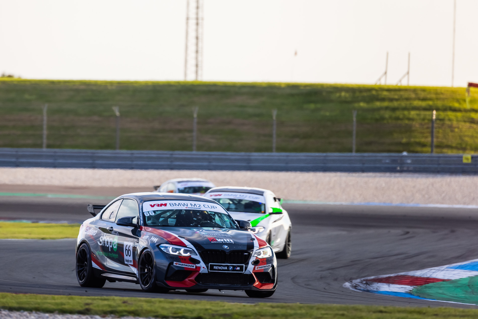 Spanning in VRM BMW M2 Cup stijgt tijdens het Spa Racing Festival - BMW ...