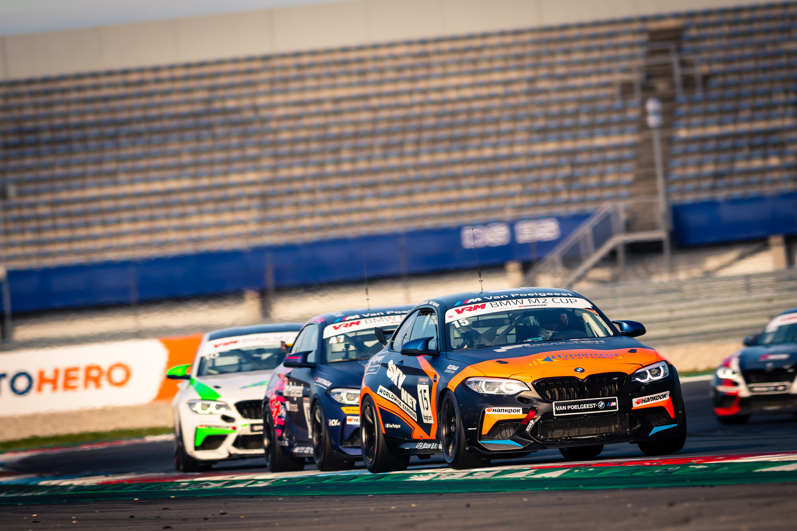 Maxime Oosten pakt overtuigend zijn eerste VRM BMW M2 Cup zege - BMW M2 ...