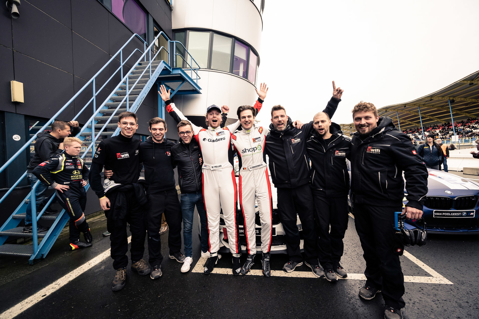 Willem Meijer wint race 2 en Colin Caresani Kampioen 2021! - BMW M2 CS ...
