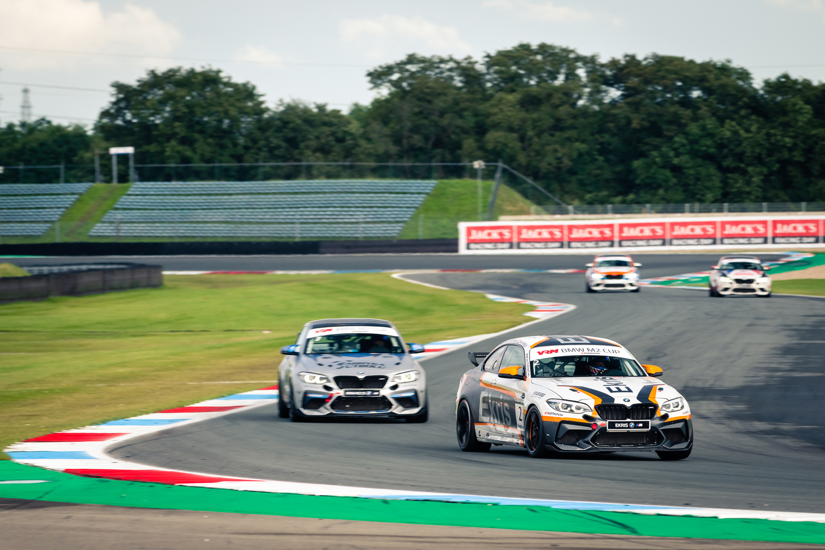 Veels en Van der Ende kennen veel strijd in de VRM BMW M2 Cup - BMW M2 ...