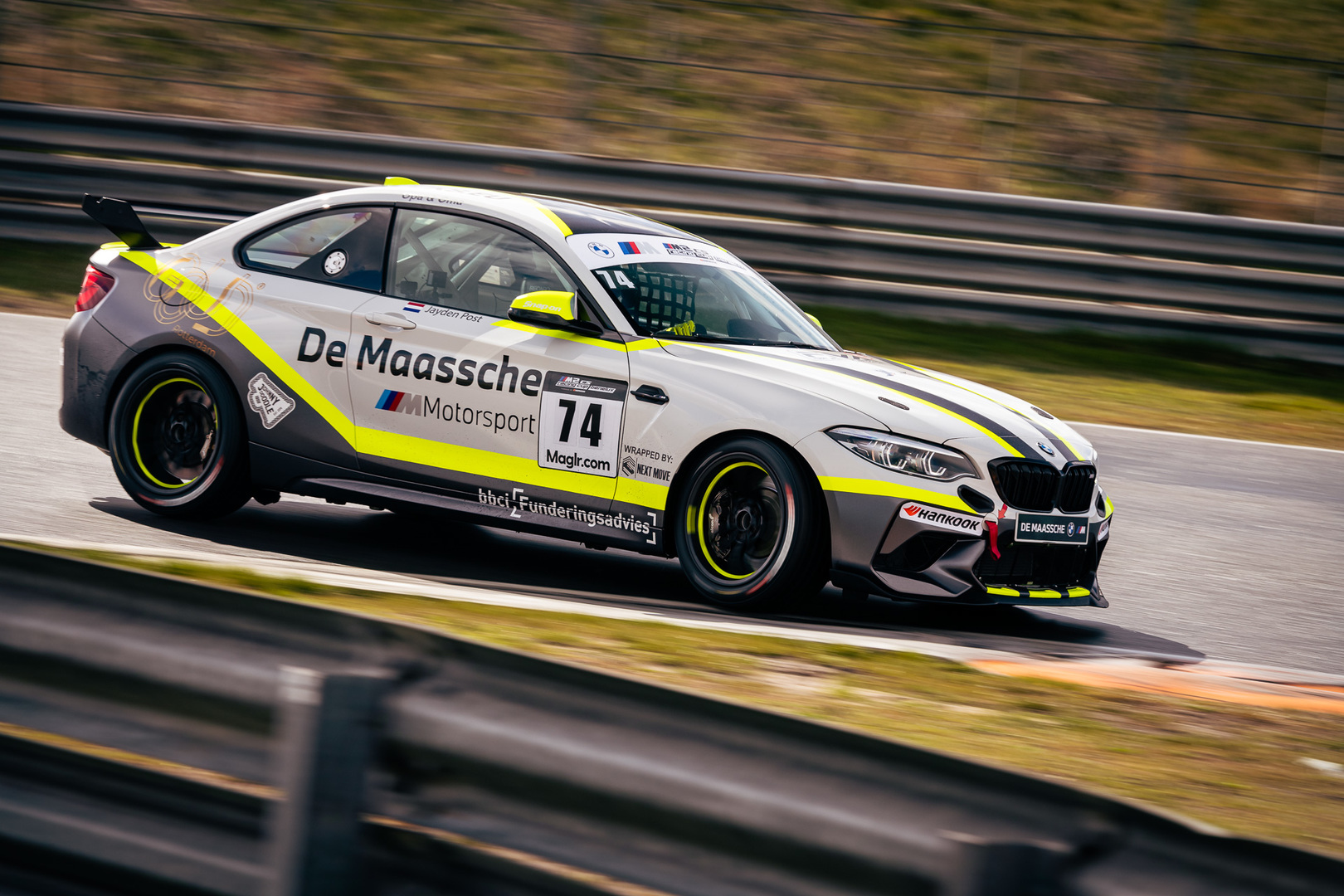 Jayden Post toont snelheid tijdens autosportdebuut - BMW M2 CS Racing ...