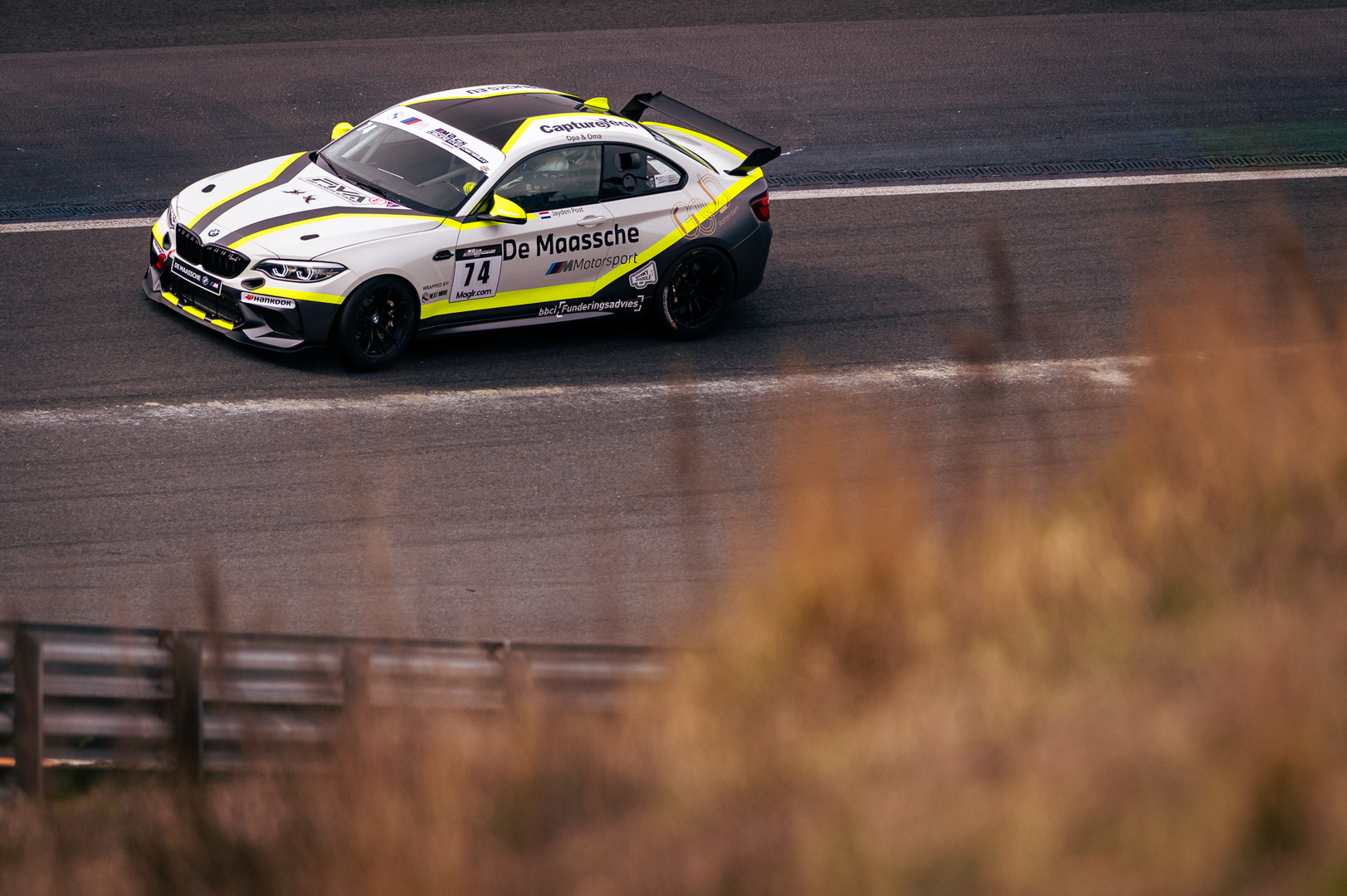 Jayden Post toont snelheid tijdens autosportdebuut - BMW M2 CS Racing ...