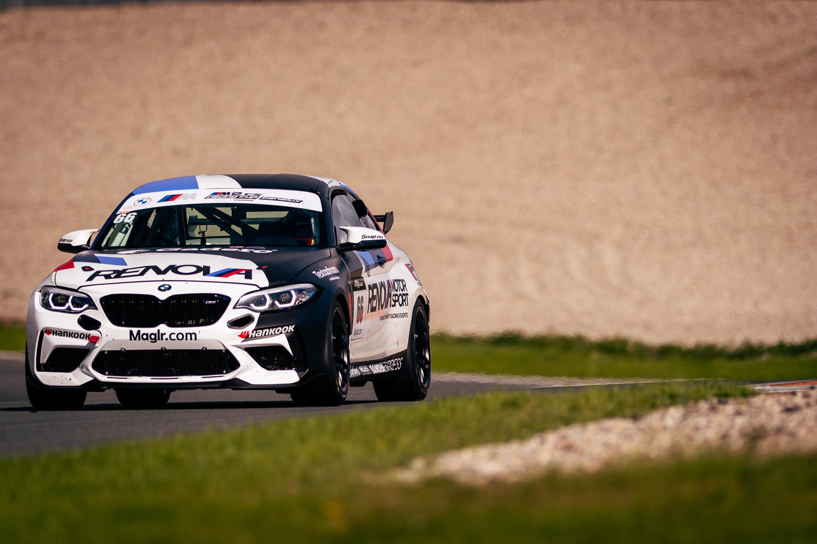 Drietal Van Soelen – Van der Aa – Fourie in actie in BMW M2 CS Racing ...