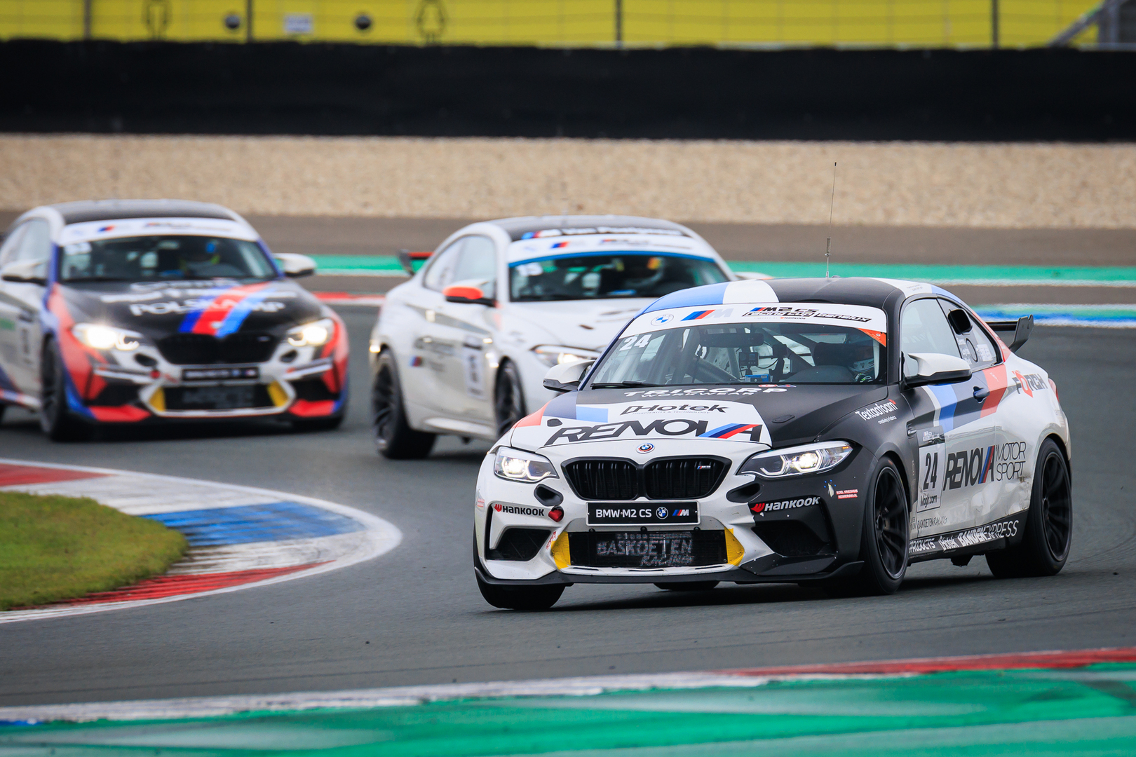 Keuze voor slicks helpt Jayden Post aan de winst - BMW M2 CS Racing Cup ...